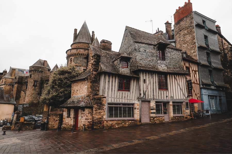 QUÉ VER EN VITRÉ, Bretaña. 5 Lugares Imprescindibles. - Dosmochilasymedia